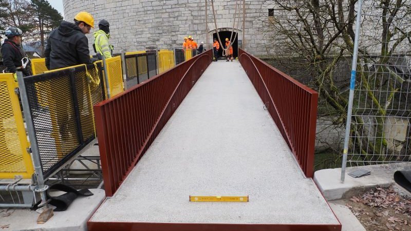 New Munot Bridge with innovative UHFB surfacing